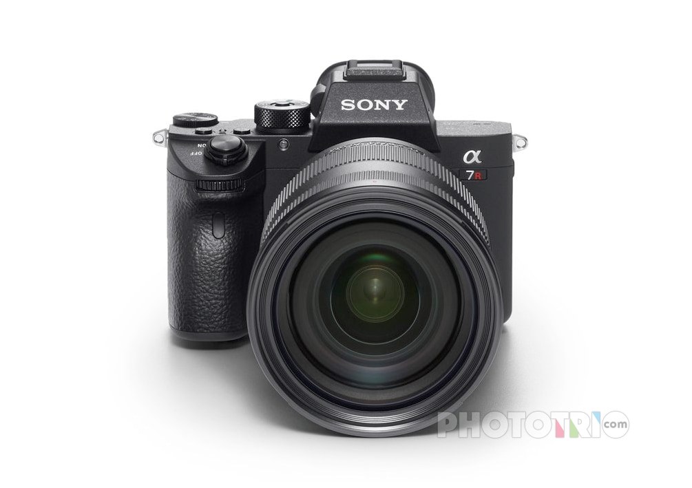 Sony α7R III - PhotoTrio.com